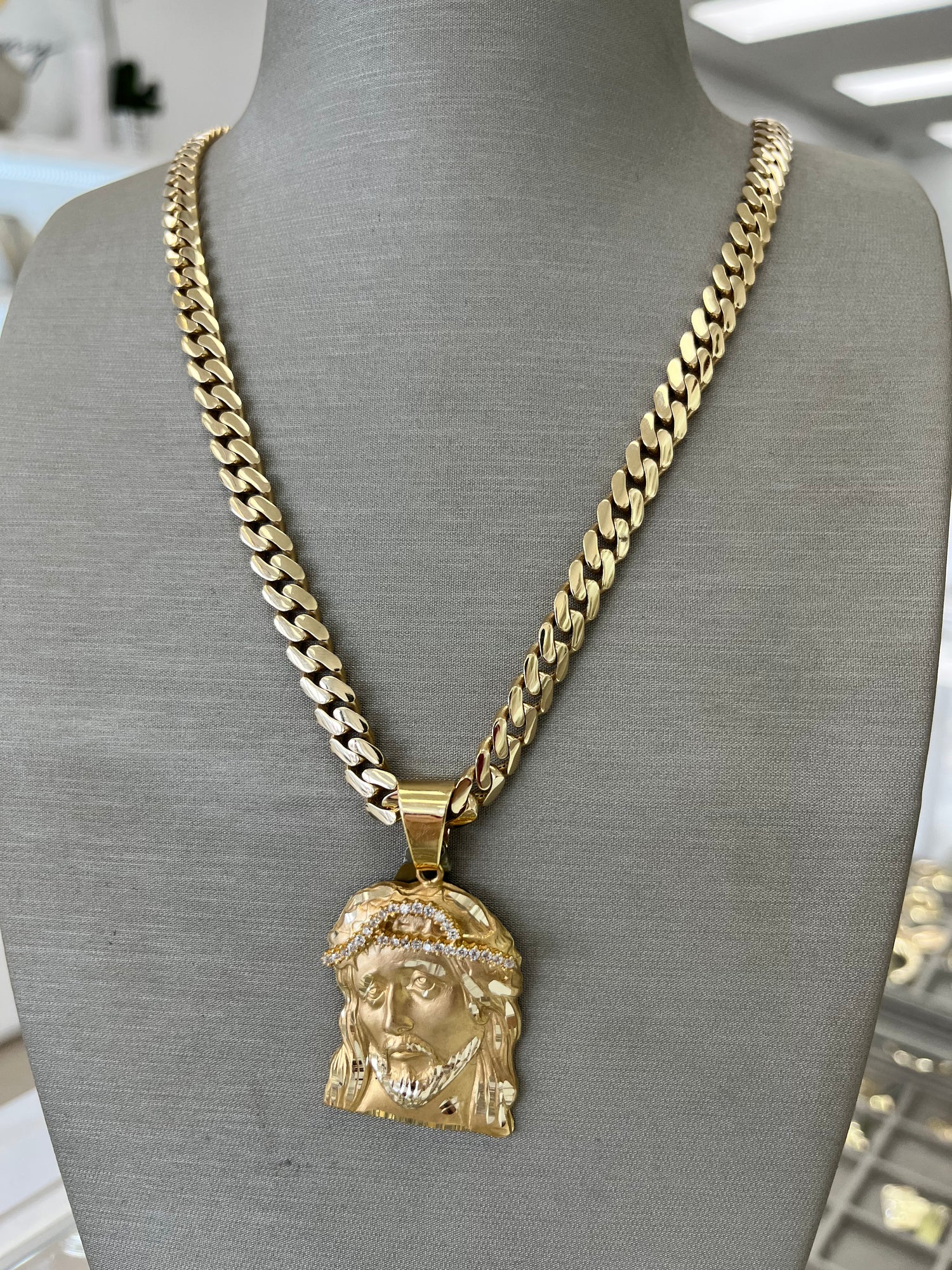 CADENA MÓNACO HALLOW + CRISTO ORO 14K – Jasny Jewelry