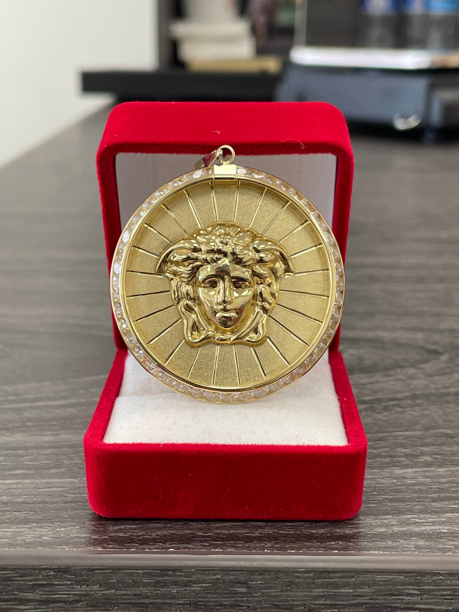 💎🇮🇹 MEDALLA VERSACE ORO 14K – Jasny Jewelry